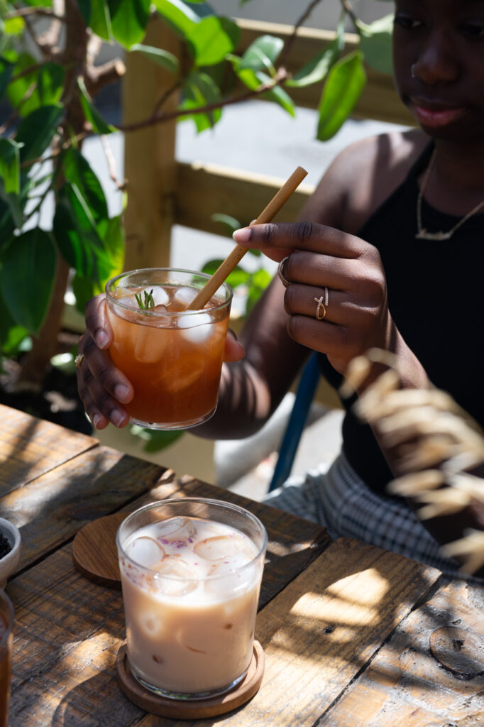 Iced tea maison – Recette healthy - La Main Noire